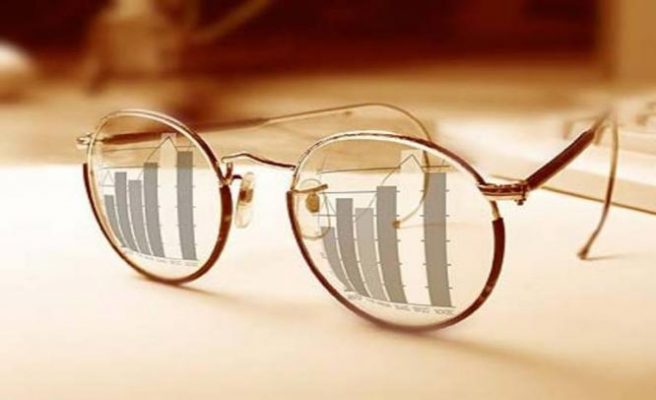 Explaining Derivative Contracts - International Finance